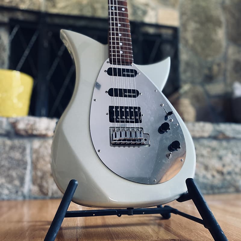 Tokai Blazing Fire | Reverb