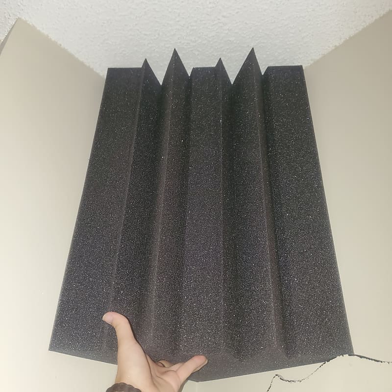 Auralex x4 Studio Bass Traps | Reverb