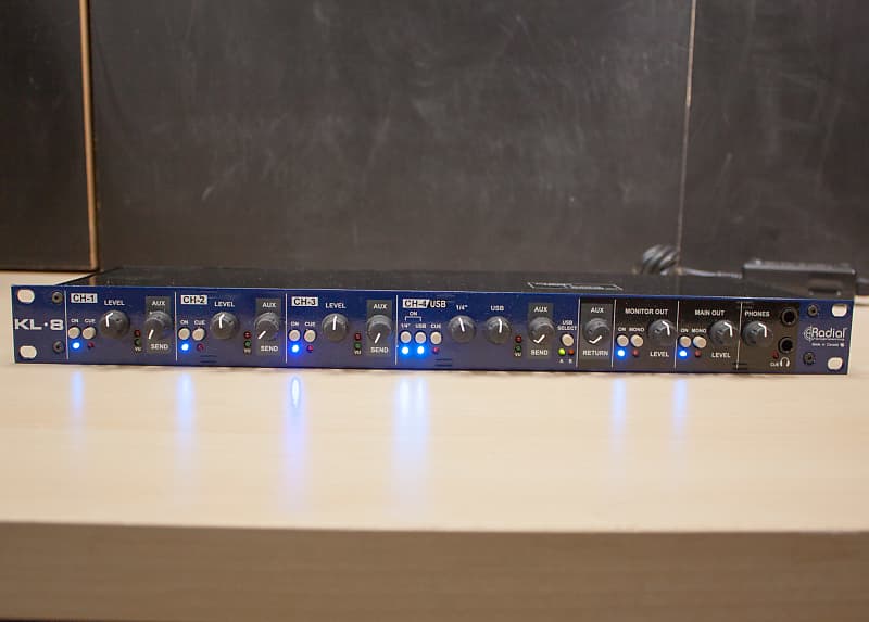 Radial KL-8 Rackmount Keyboard Mixer 2019 - Blue / Black | Reverb