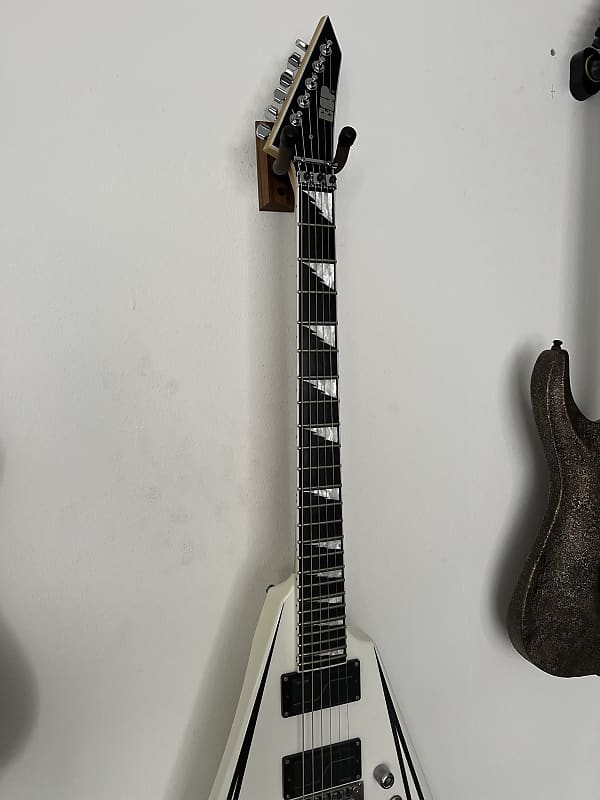 ESP ESP SV-STD WH SAW Tooth, Fishmann Fluence Abasi - White | Reverb