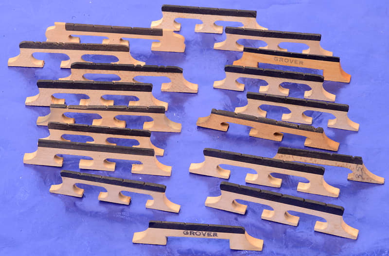 Assorted Lot Of N.O.S. Grover Bridges For 4 And 5 | Reverb Deutschland