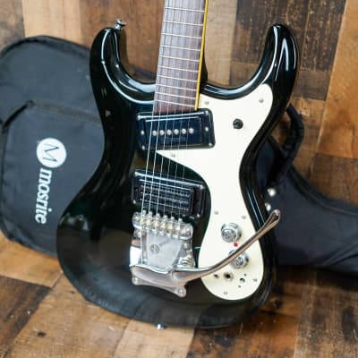 Mosrite The Ventures Avenger Built in Amplifier Black Made in | Reverb