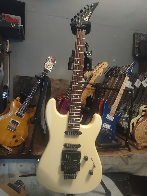 Charvel Model 3 HSS with Rosewood Fretboard 1986 - 1989 - | Reverb