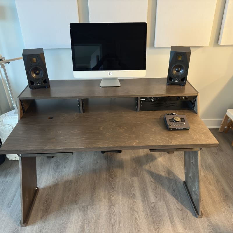 Studio Furniture - Recording Studio Desks & Racks | Reverb
