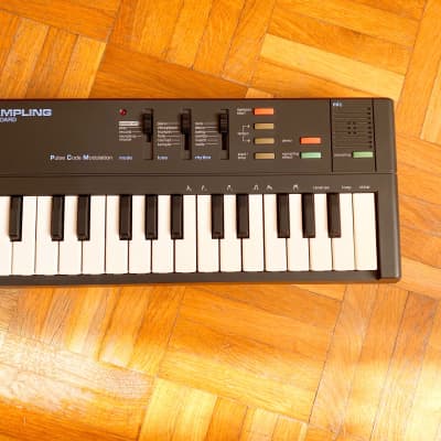 Casio SK-10 (Japan, 1987) - Mini Micro 8bit Sampling Sampler | Reverb