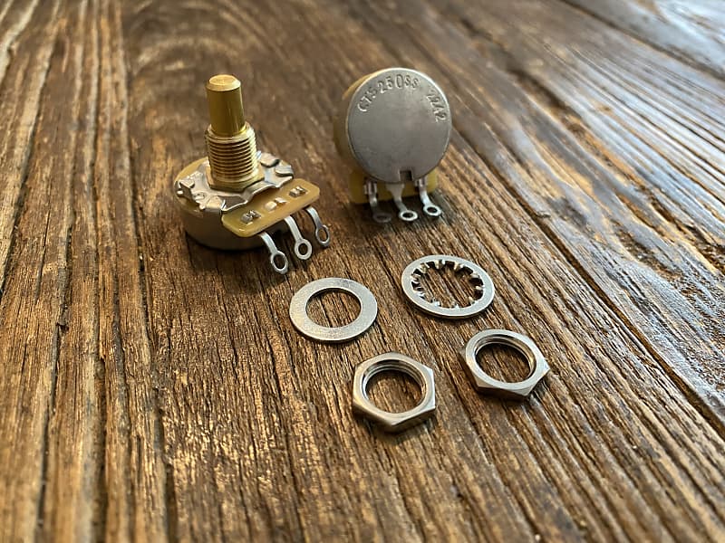 1 x CTS Custom Taper 550 kΩ Solid Shaft Potentiometer | Reverb