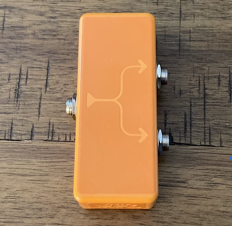 GupTech Splitter Box 2 Out Buffered - Orange | Reverb