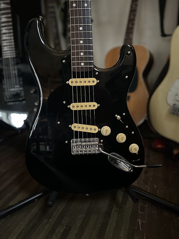 MIJ Squier Stratocaster 1986 E5 | Reverb