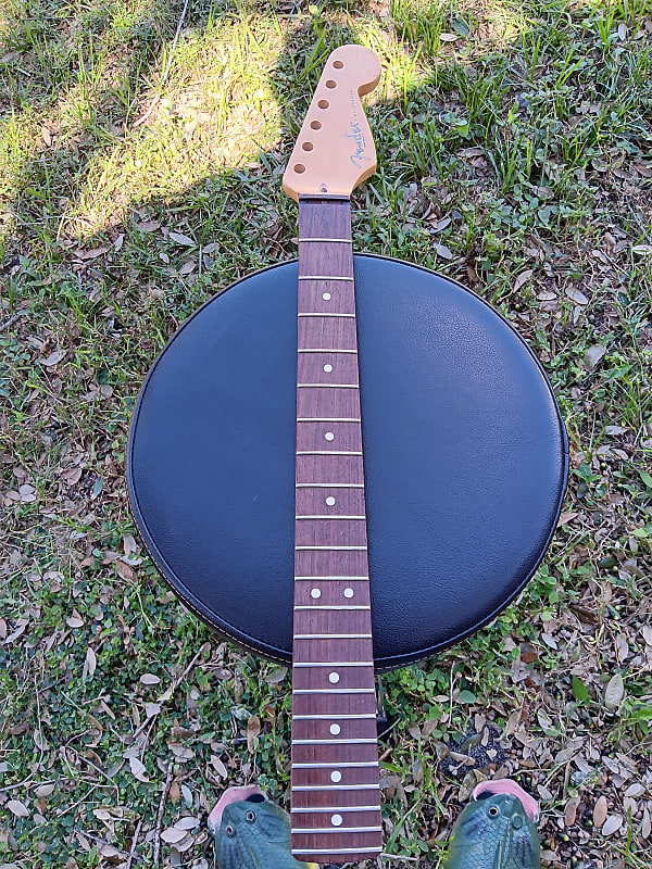 Fender Stratocaster strat plus deluxe neck roller nut 1995 | Reverb