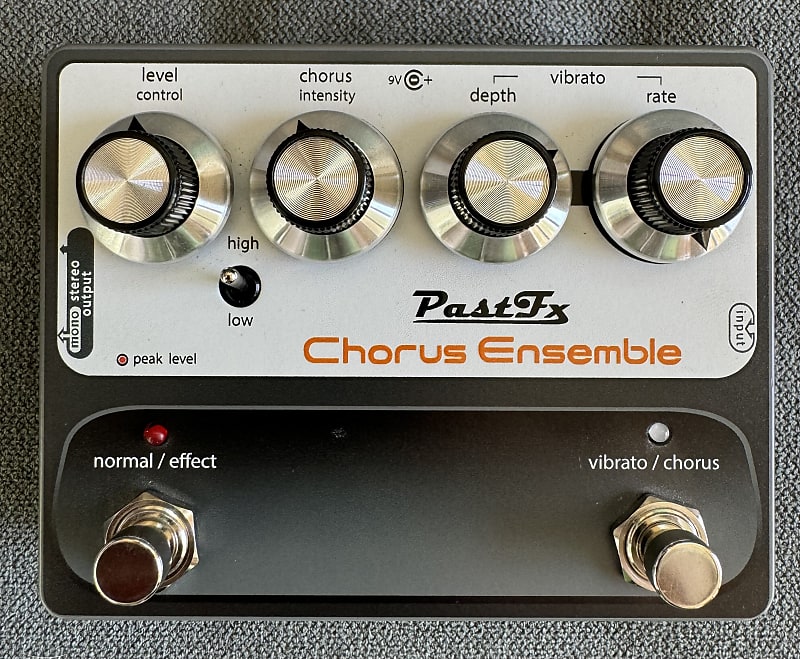 PastFx Chorus Ensemble Deluxe + Switchable True Bypass Mod! ( | Reverb