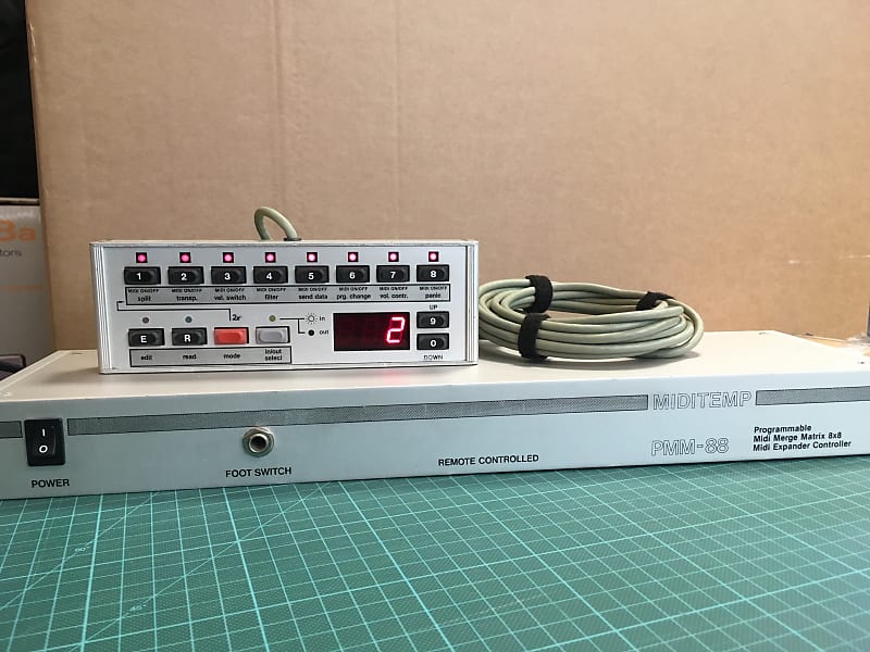 Miditemp PMM 88 - 8 port DIN Midi patch-bay / switcher | Reverb