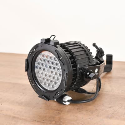 Elation ELAR 108 PAR RGBW Outdoor IP65 Design | Reverb The Netherlands