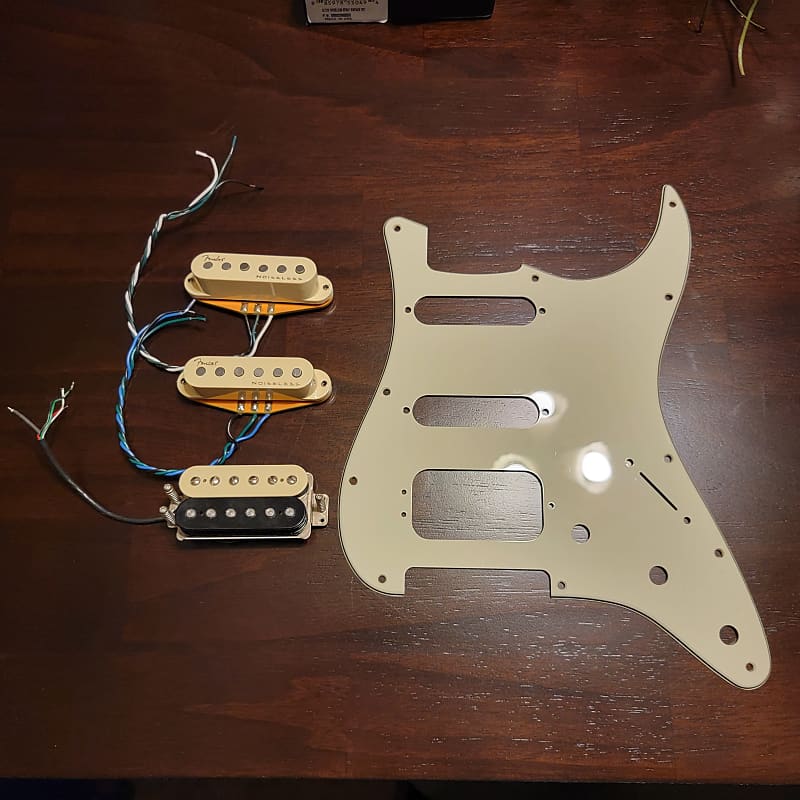 Fender Ultra Noiseless HSS Pickup Set w/pickguard | Reverb