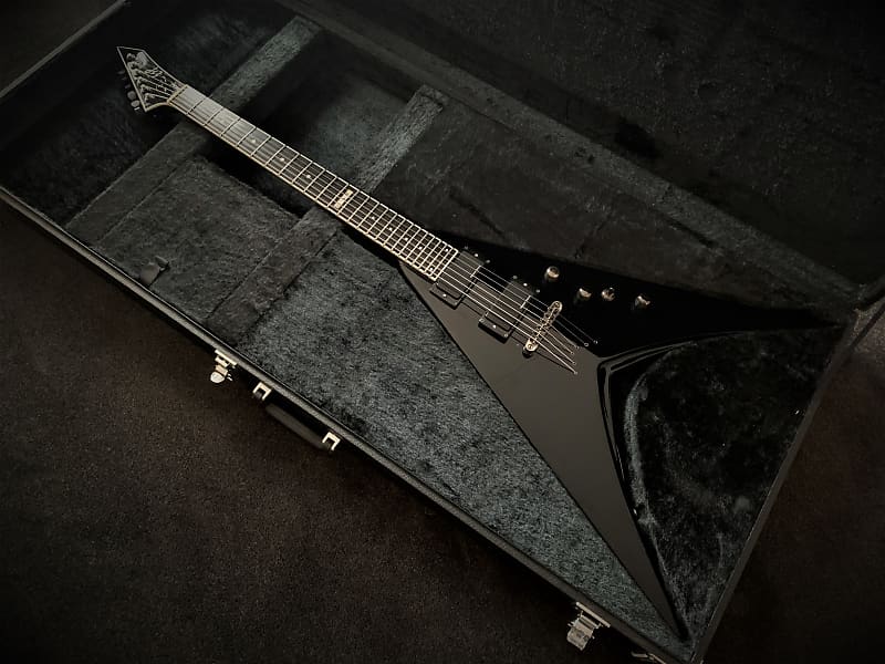 ESP V Standard 2006 Gloss Black | Reverb