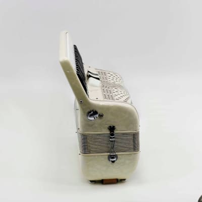 Enrico Roselli 17 1/2" White Pearl | Reverb