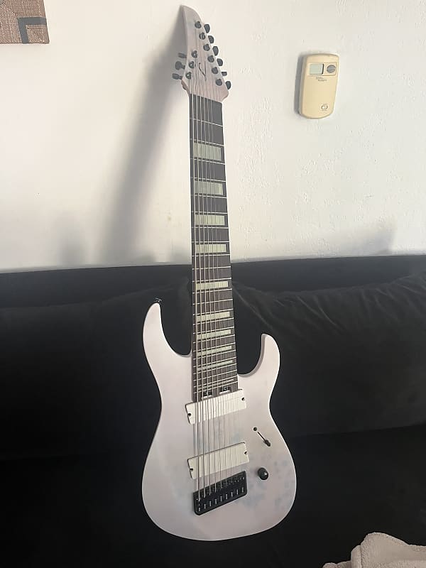 Legator LM-9 - Trans White | Reverb