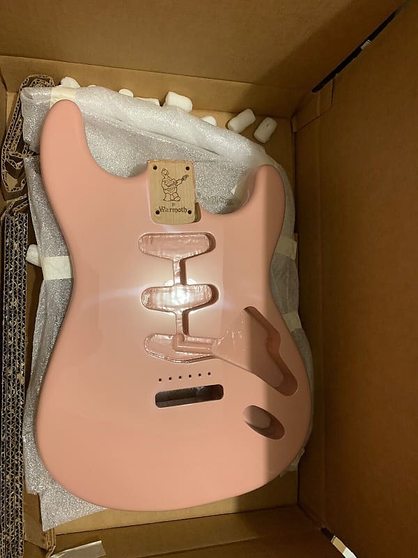 Warmoth Vintage Strat body - Shell Pink | Reverb
