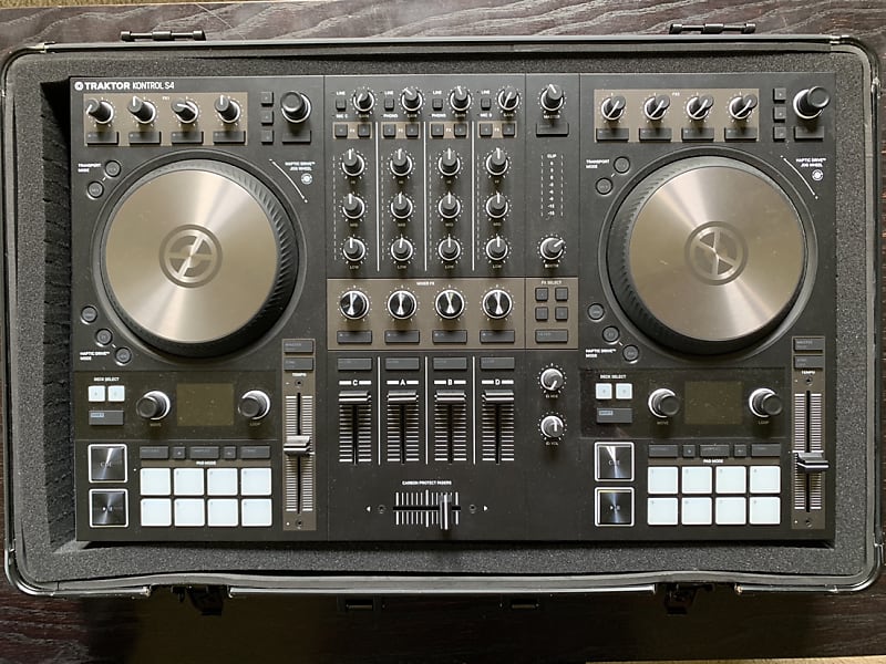 Native Instruments Traktor Kontrol S4 mk3 | Reverb