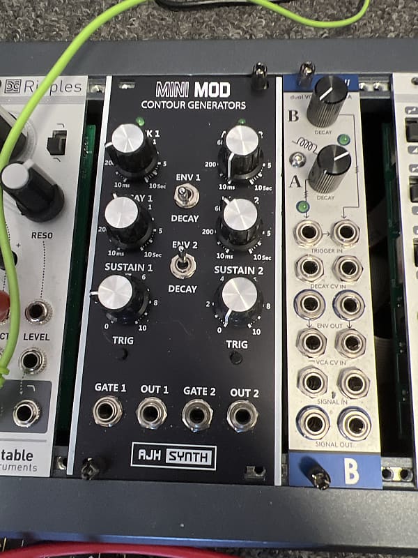 AJH Synth Contour Generators - MiniMoog Eurorack Module | Reverb AJH Synth Contour Generators - MiniMoog Eurorack Module | Reverb