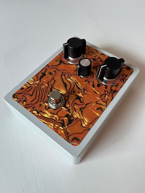 Wolf Devices - 108 Silicon Fuzz Face / NOS Mullard | Reverb UK