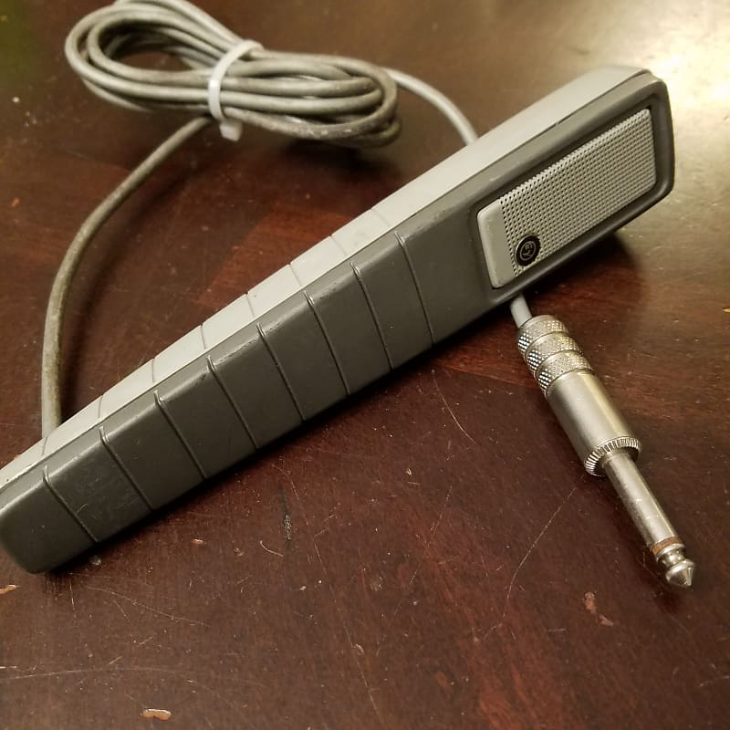 Electro-Voice 727 Slim Ceramic Hi-Z mic with 417 Stand | Reverb Canada