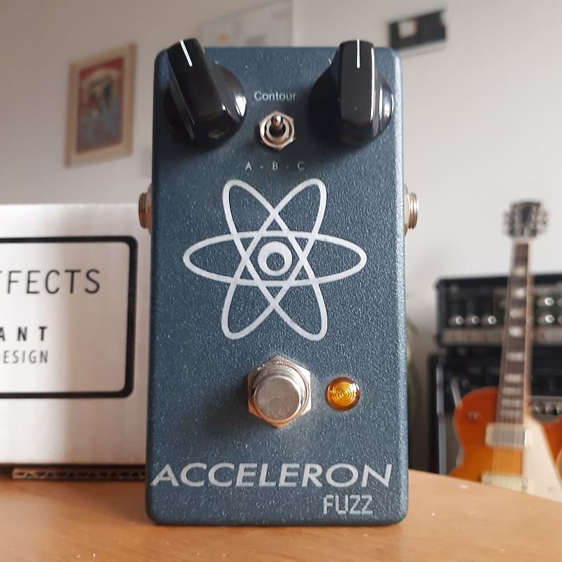 Fields Effects Acceleron Fuzz 2000s Blue | Reverb