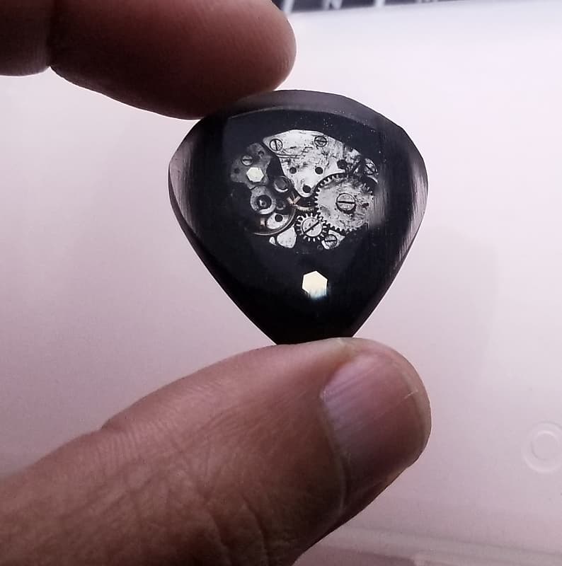 High-tech guitar picks by PSYCHO-ARMA. The Bugatti 5X | Reverb