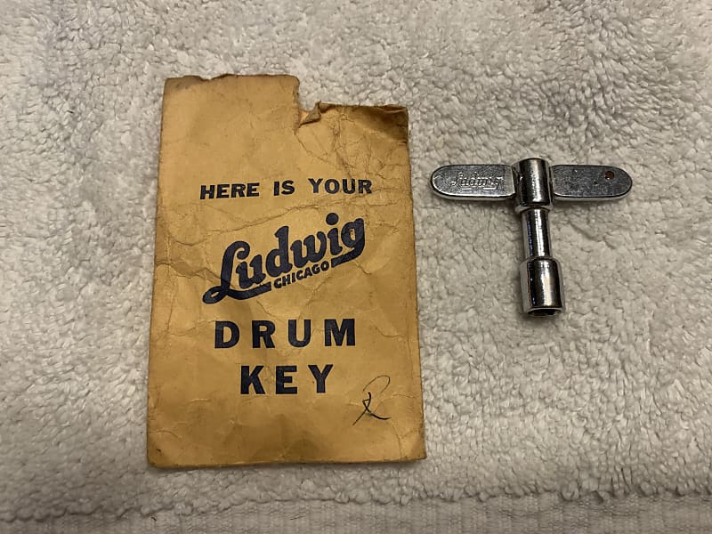 Ludwig Script Drum Key and Pouch 1960’s Chrome | Reverb