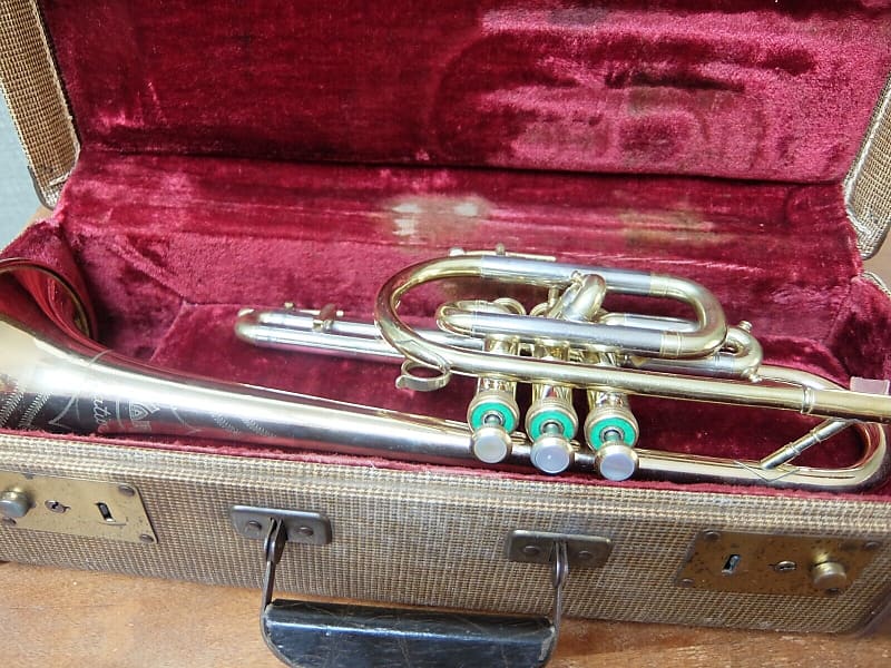 York National Cornet 1955 Excellent W/3 mutes and extra MP | Reverb