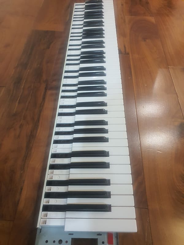 korg triton extreme keybed 76 keys Full | Reverb