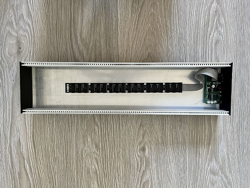 Eowave 3U 104hp Eurorack skiff case - Black | Reverb UK