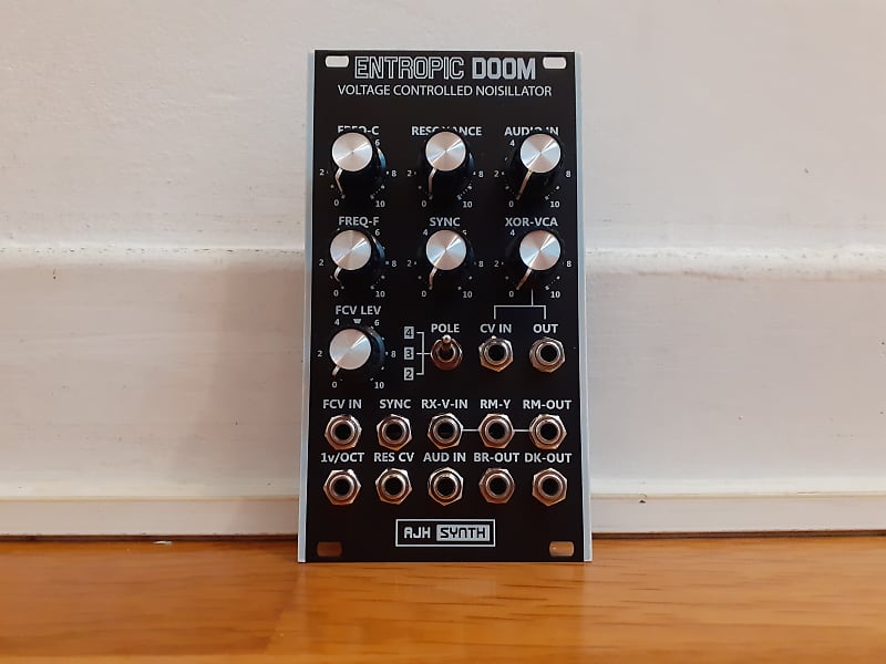 AJH Synth Entropic doom (noise oscillator) - Black | Reverb