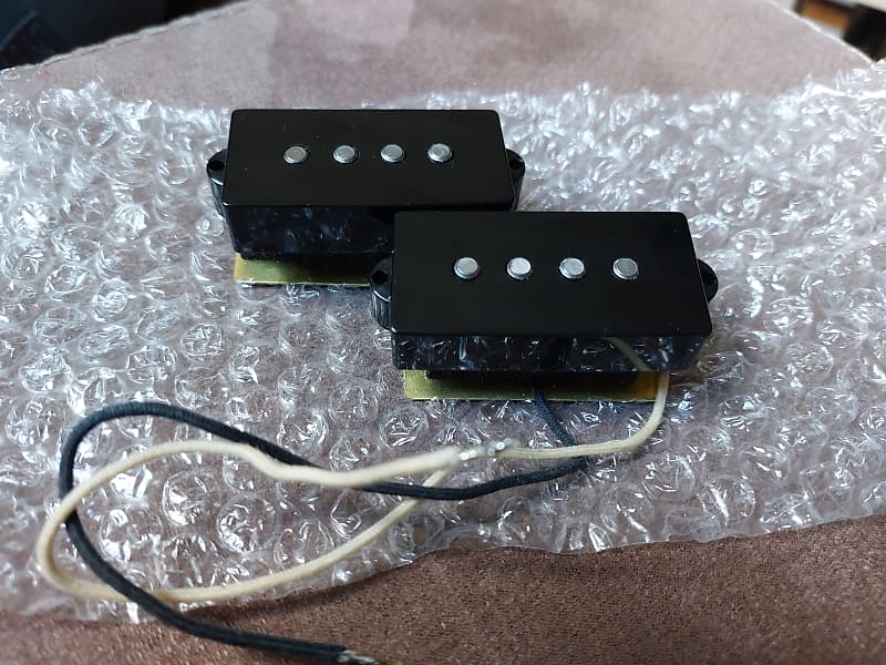 Fender '62 Precision Pickups | Reverb UK