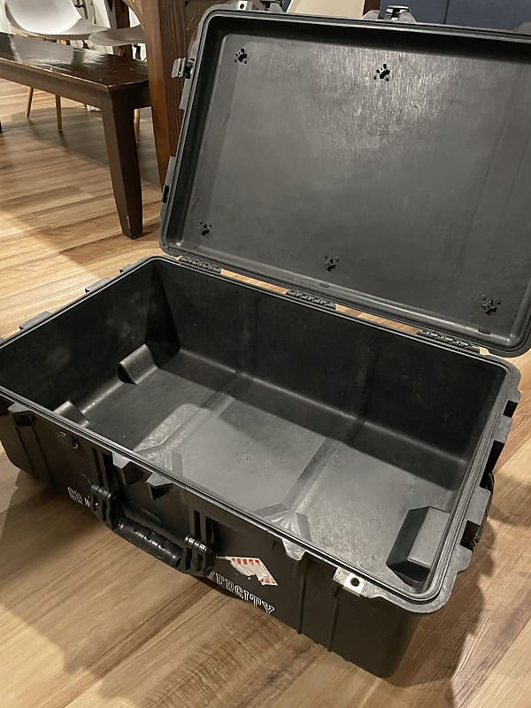 Pelican 1650 Protector Case Black | Reverb