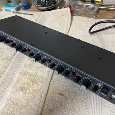 Rane PE-15 Parametric Equalizer | Reverb