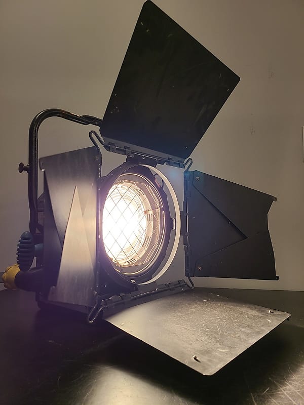 Strand Bambino Fresnel 7" Lot of 10 | Reverb