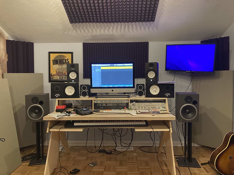 Output Platform Desk 2022 - Natural | Reverb