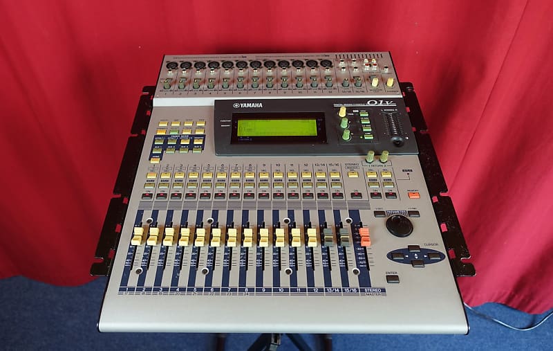 Yamaha Yamaha O1V digital mixer incl. ADAT Interface (!) (01V | Reverb