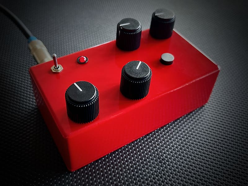 8-Bit Synthesizer (Rucci Handmade Synth) | Reverb