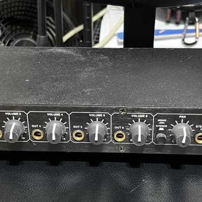 Alto Professional HPA6 Rack-mount 6 Channel Headphone | Reverb