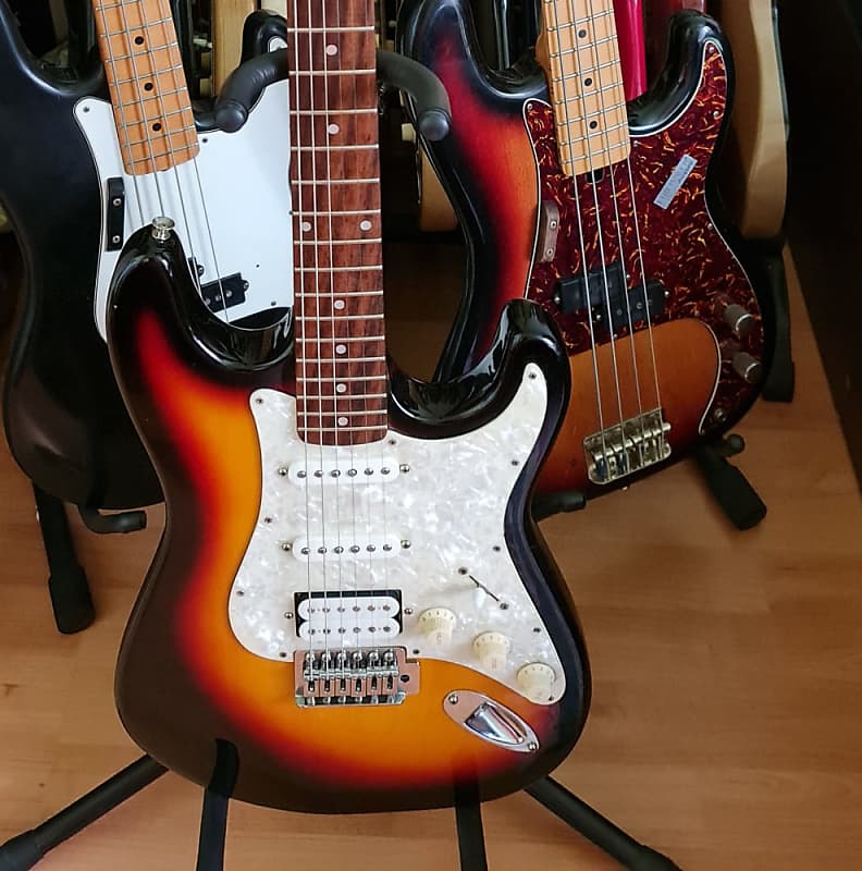 Slammer by Hamer strat model DA-21 3SB (1996) - Sunburst | Reverb