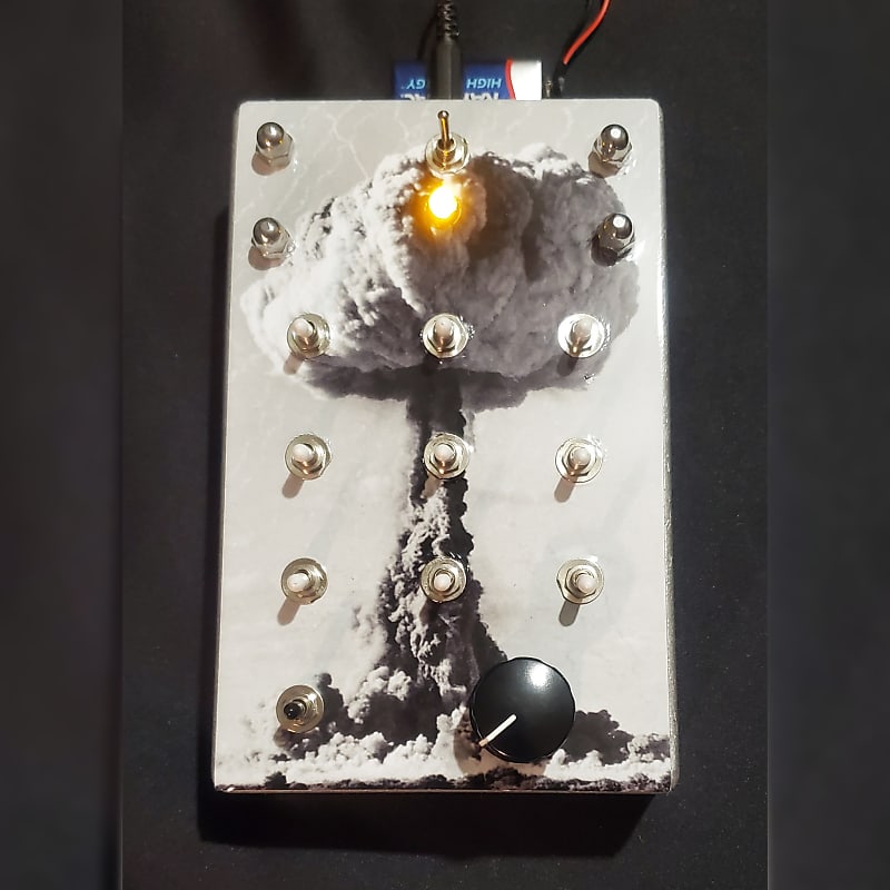 Moth Hunter Mods - The Arsenal - Noise Synth | Reverb