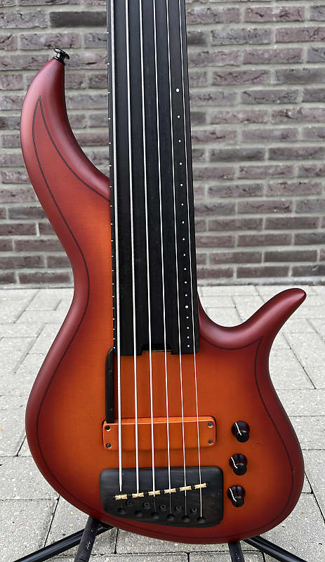 FBass AC6 | Reverb UK