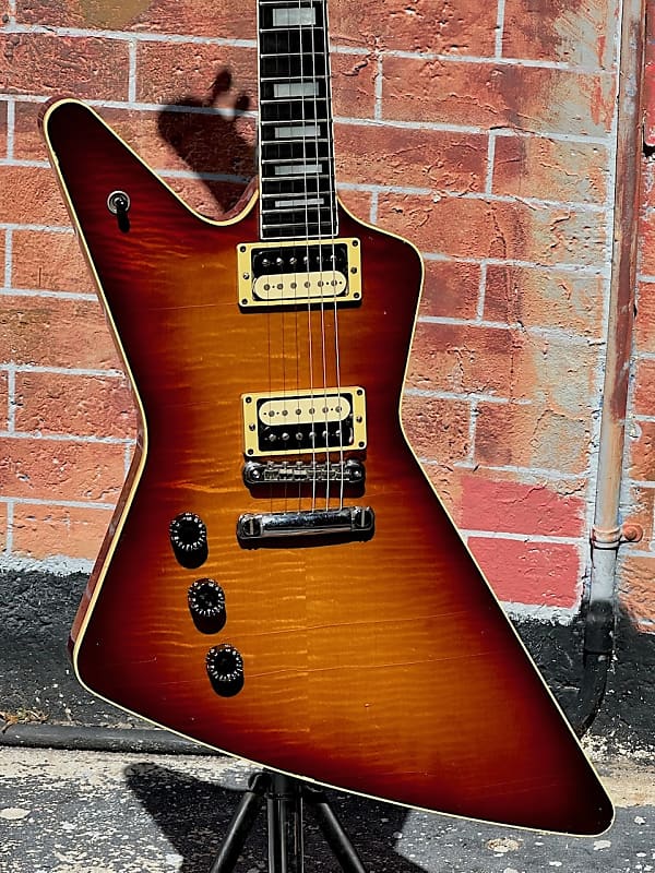 Hamer Standard 1978 - a gorgeous Dark'burst Left Handed | Reverb