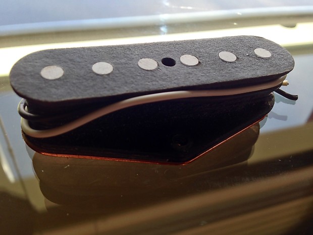 Fender Custom Shop-designed Broadcaster single-coil bridge | Reverb