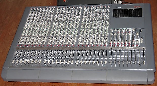 TASCAM M-2600 Mk2 Analog 24 Channel Mixer Buss Mid 90s ? | Reverb