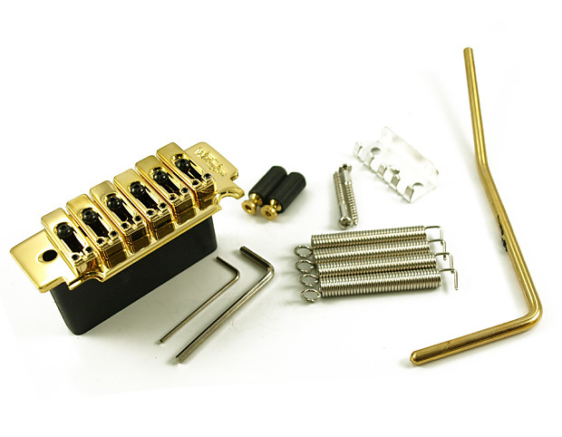 Wilkinson VS50 Tremolo Gold | Reverb