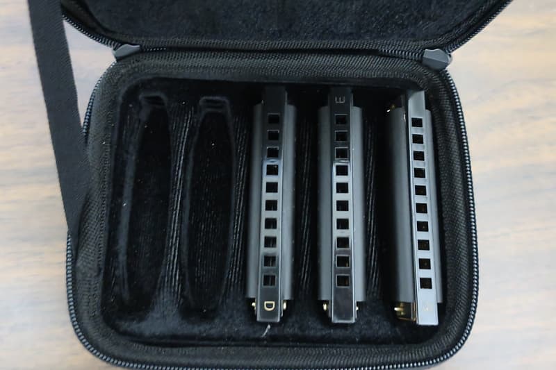 Generic Pre-Owned Harmonica Set Of 3 With Black Case D E G | Reverb
