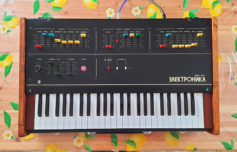 Electronica EM-04 Best Soviet string-organ synthesizer 1986 + | Reverb
