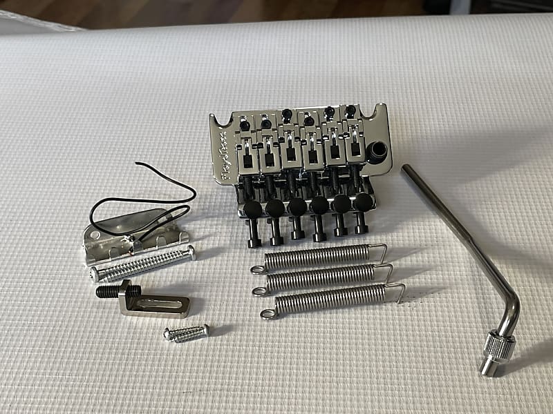 Kramer Charvel Guitars FRT-01000 1000 Series Chrome Floyd | Reverb